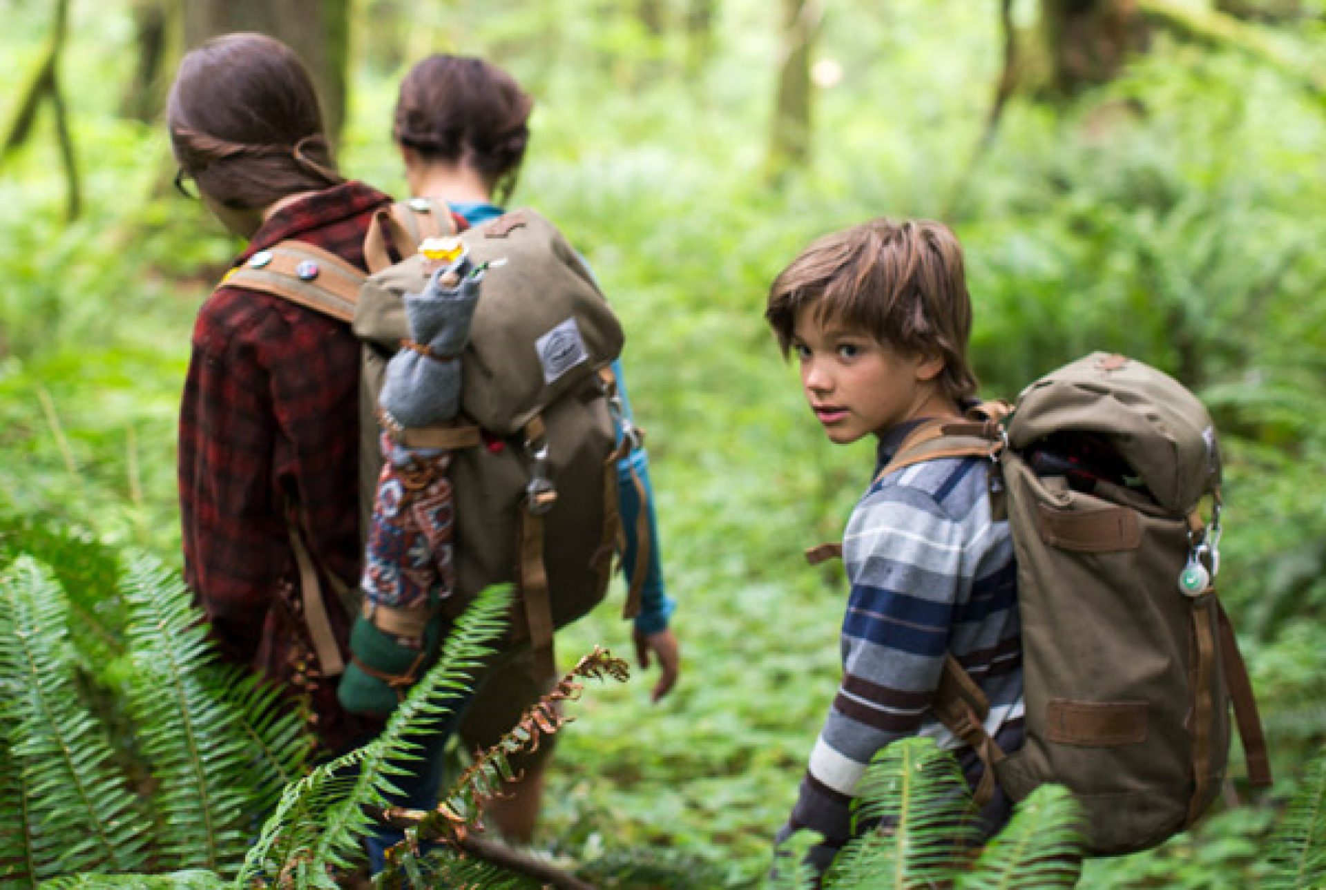 Raise Prepared & Ready Kids – How Tracking Helps! - Trackers Earth